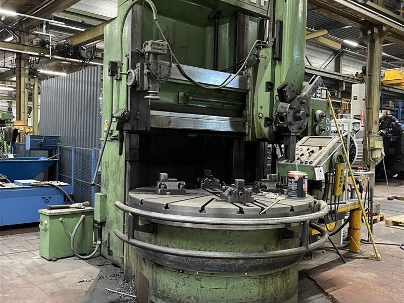 For sale: Used VTL Froriep KE16 at Valk Machines BV