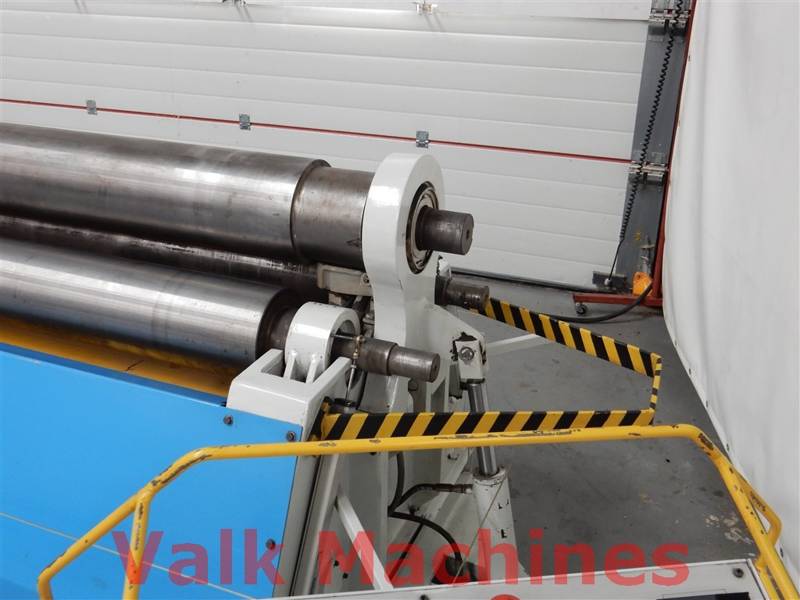 For sale: Used 3-roll sheetbending rolls Durma 3000 x 6 mm