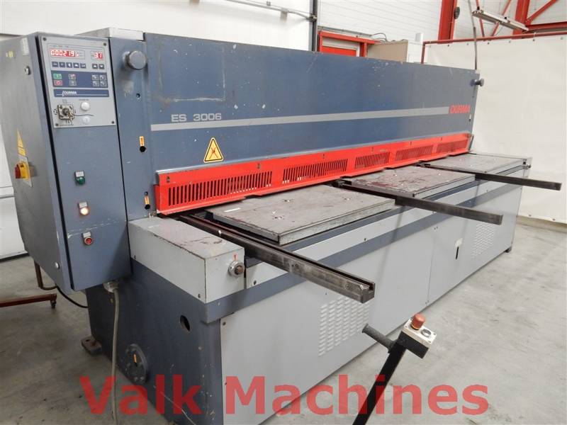 For sale: Used Hydraulic shear Durma ES 3006 (3100 x 6 mm)