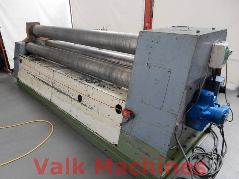For sale: Used 3-roll plate bending machine Pullmax 3000 x 8 mm
