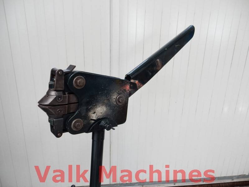 Used handformer Eckold HF80CH with tooling for sale at Valk Machines BV