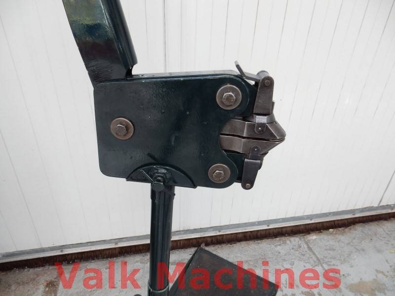 Used handformer Eckold HF80CH with tooling for sale at Valk Machines BV