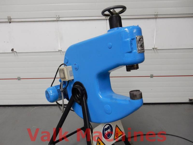 For sale: Used kraftformer Eckold KF 310 Piccolo - Valk Machines BV